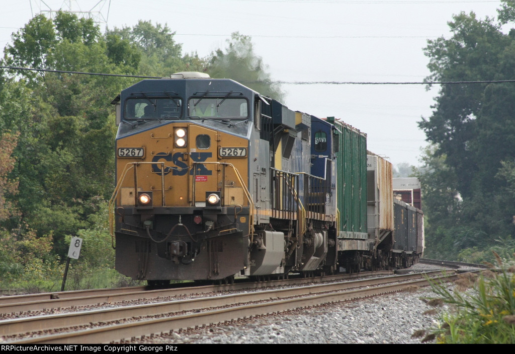 CSX Q439 at MP BAK 86.